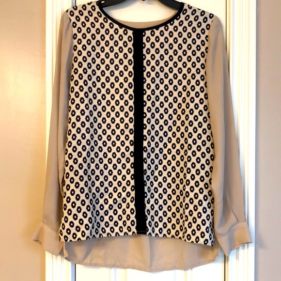THML | Tops | Thml Textured Tan And Black Loose Longsleeve Blouse Euc ...